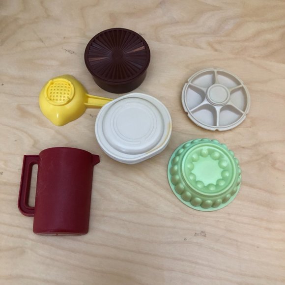 Tupperware | Kitchen | Vintage Tupperware Magnet Set Lot Of 7 | Poshmark